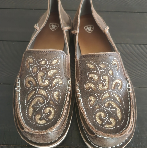 Ariat | Shoes | Ariat Cruisers | Poshmark